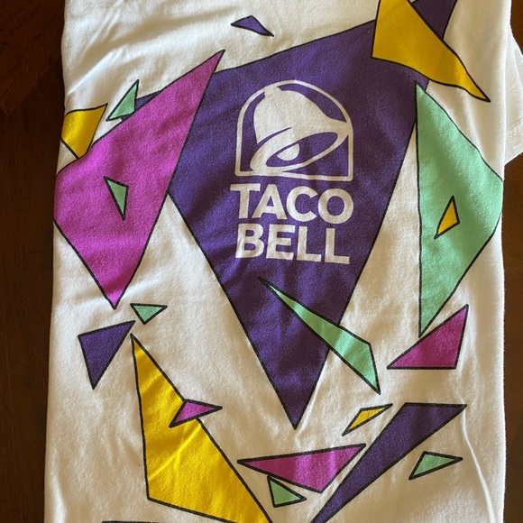 Ripple Junction | Shirts | Ripple Junction Taco Bell Graphic Tee S ...